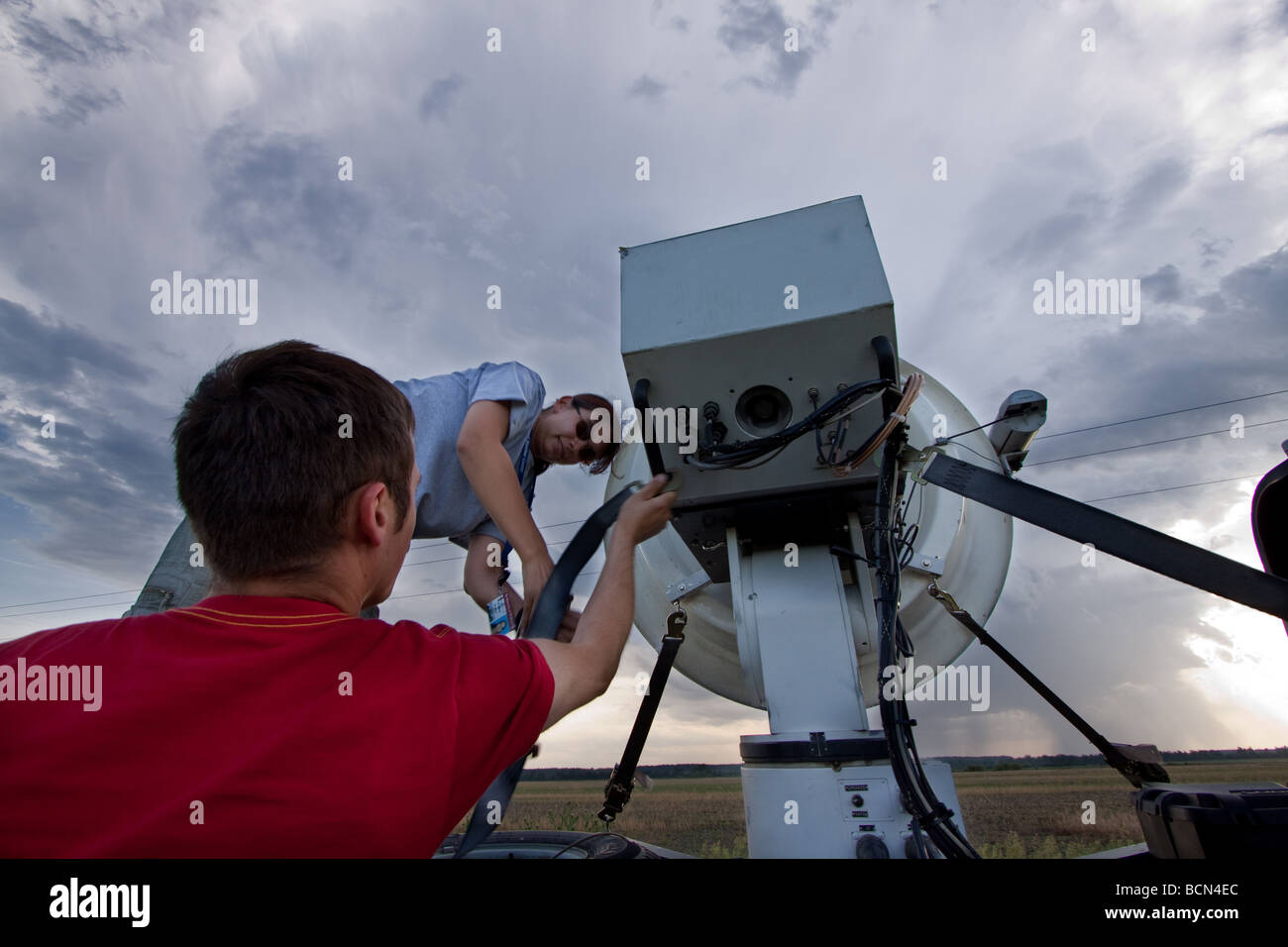 Robin Tanamachi and Christof Orzel secure the UMASS mobile doppler ...