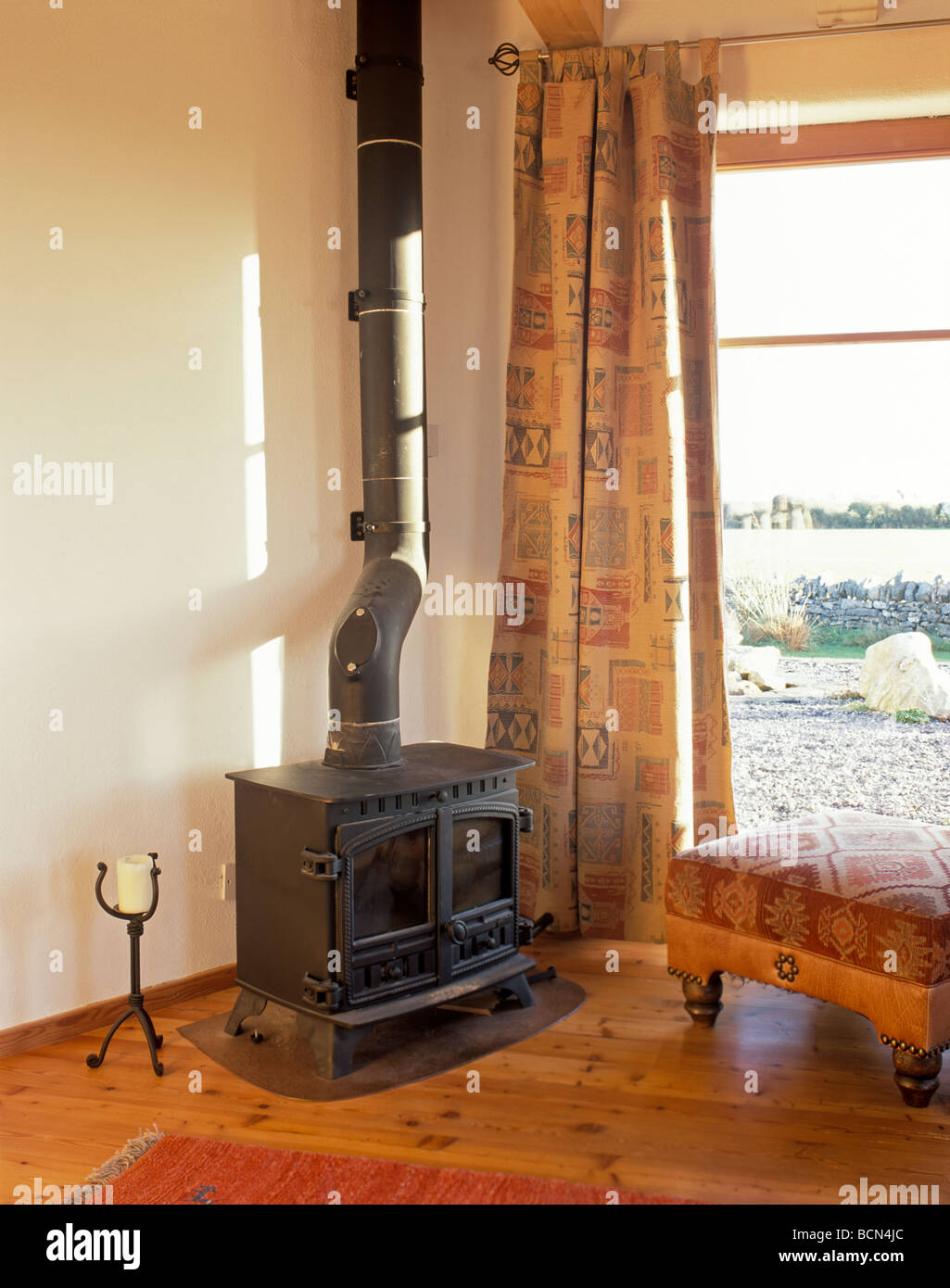 Irish wood stove hi-res stock photography and images - Alamy