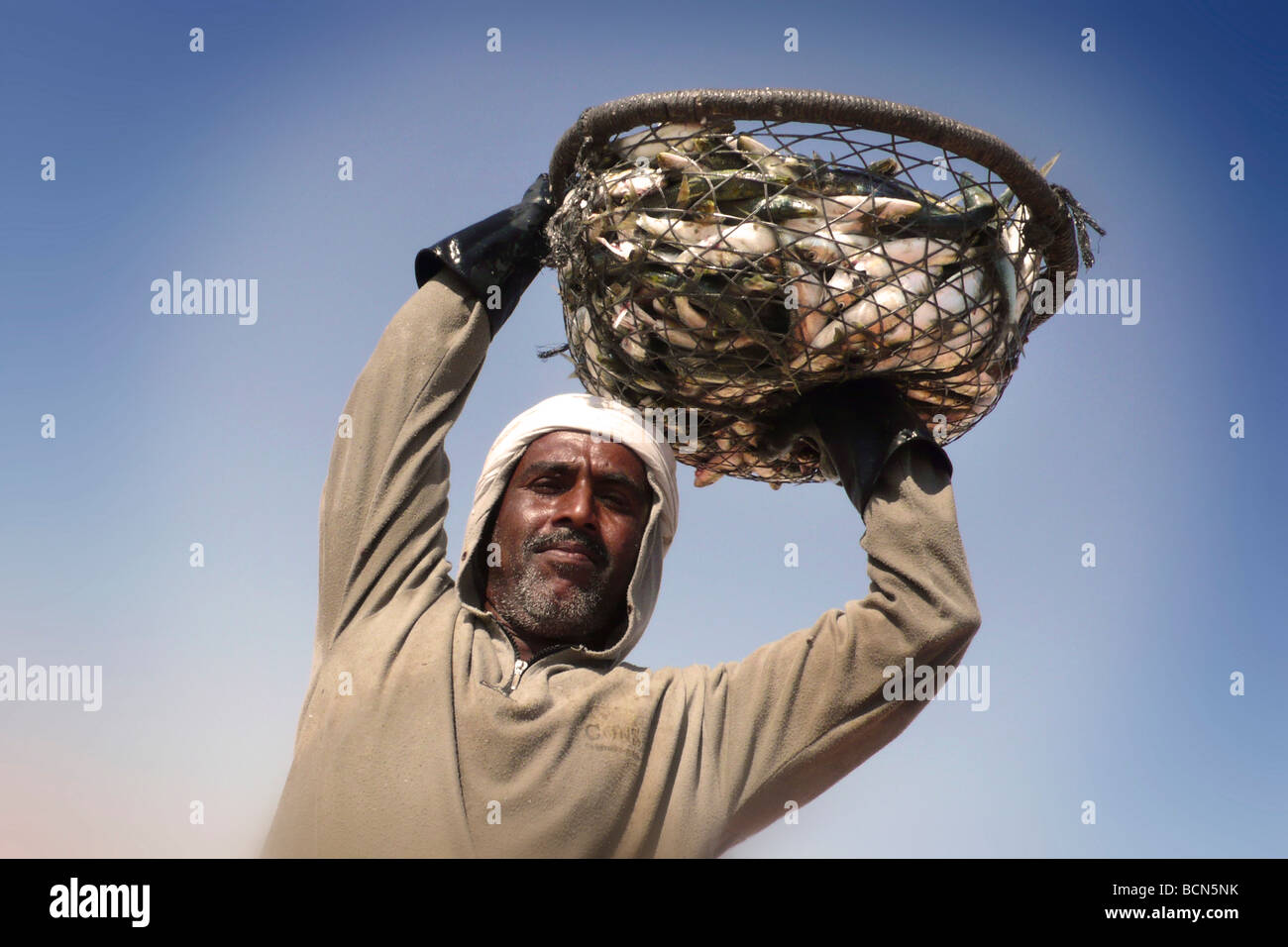 Arabic Fishermen High Resolution Stock Photography and Images - Alamy
