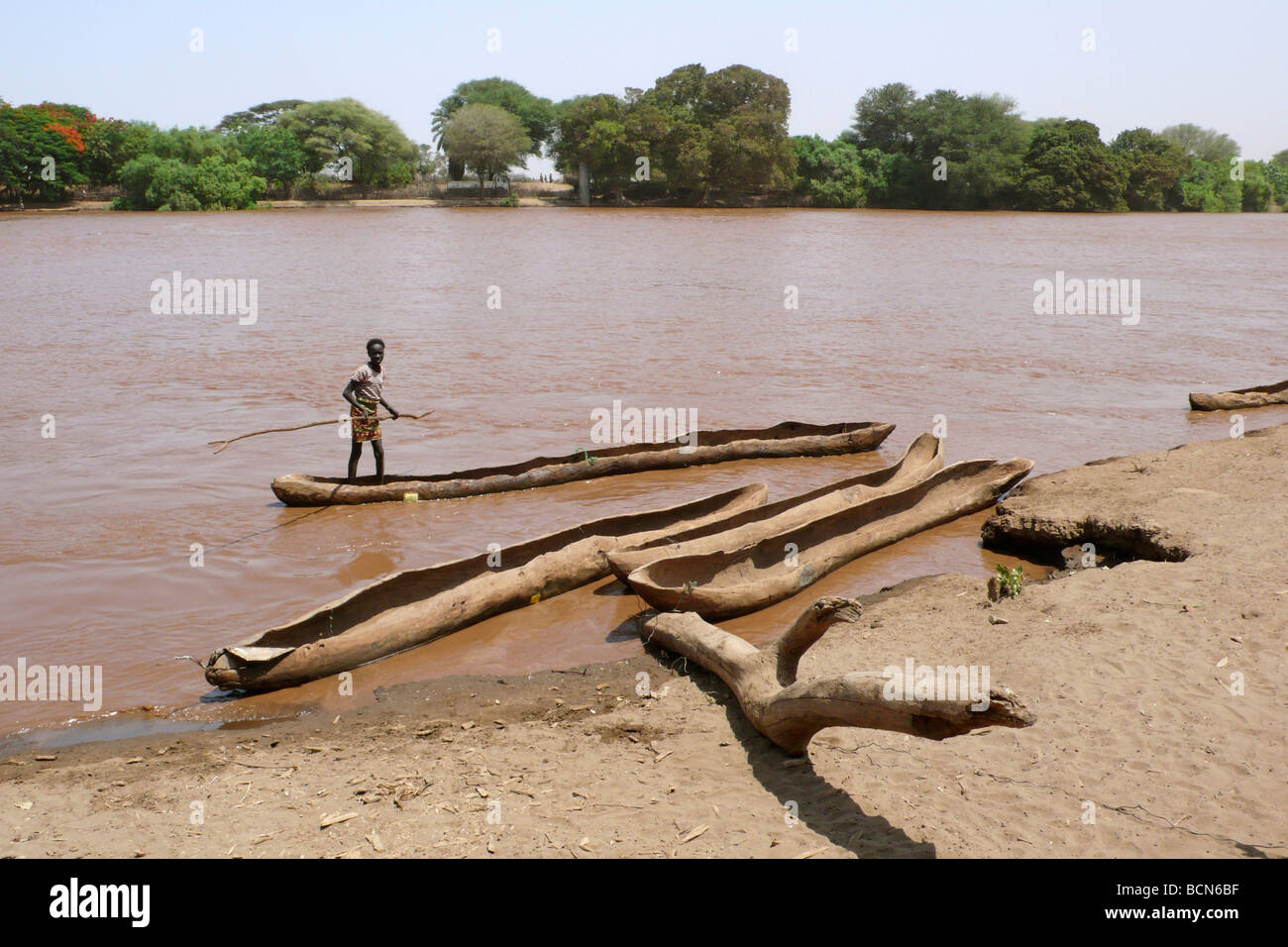 ethiopia omo valley omorate omo river Stock Photo - Alamy