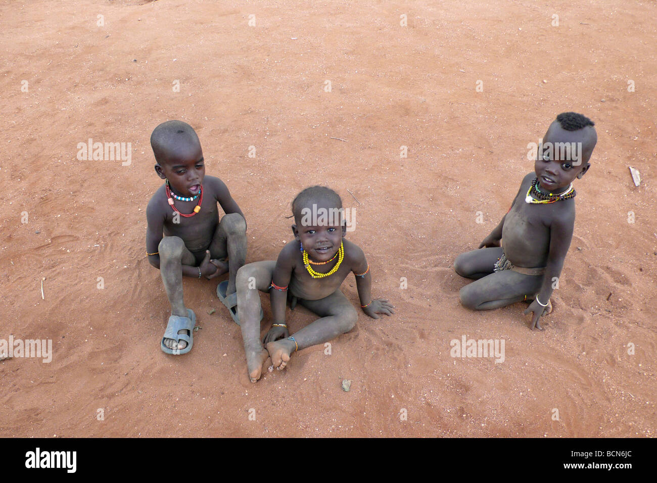 Omo valley boys hi-res stock photography and images - Alamy
