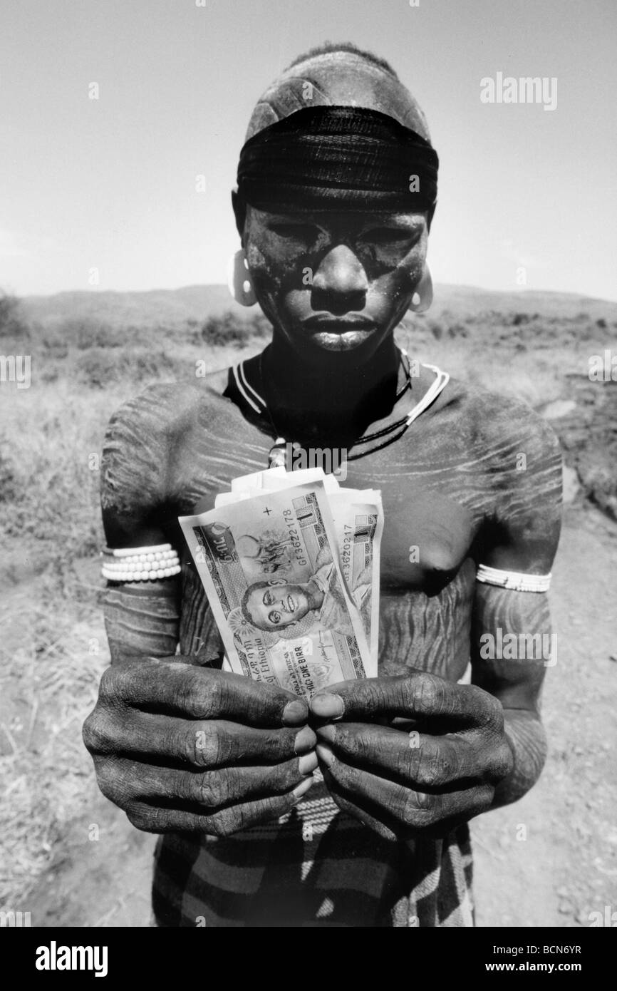 ethiopia mursi tribe mago national park Stock Photo - Alamy