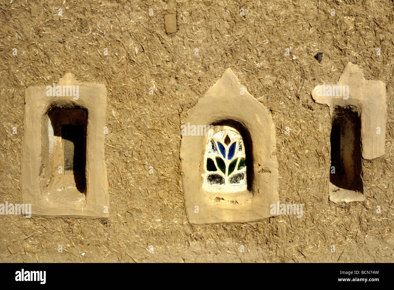 yemen traditional windows Stock Photo - Alamy