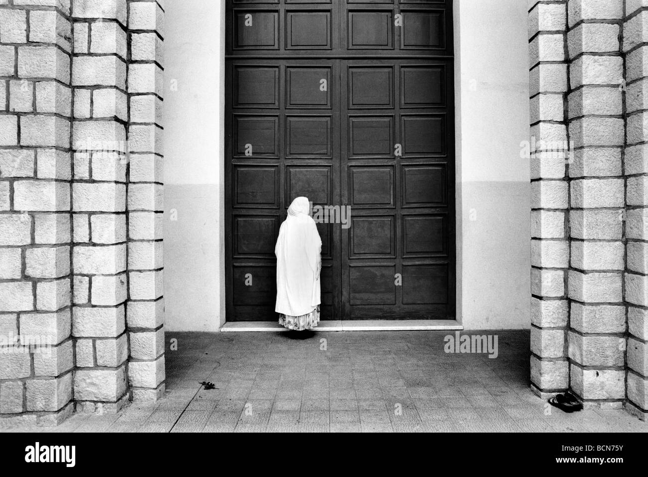 ethiopia tigray Adigrat faithful praying in the Medhan Alem church ...