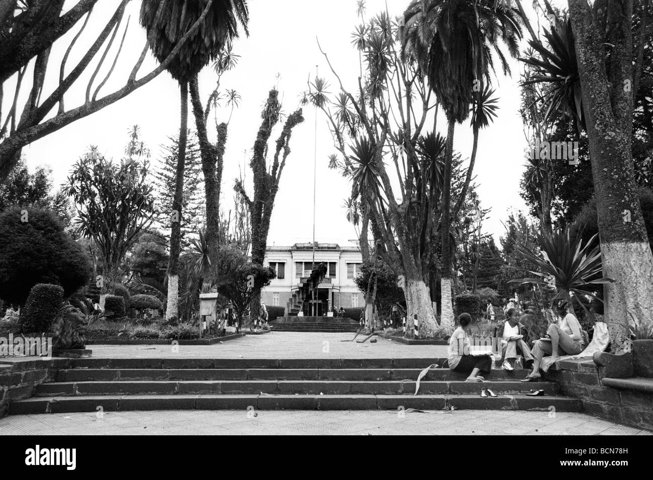 ethiopia Addis Ababa students in the courtyard of the university Stock ...