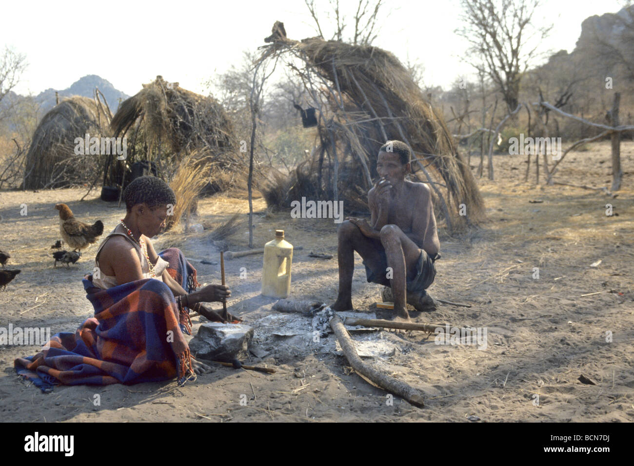 Bushmen hunters kalahari hi-res stock photography and images - Alamy