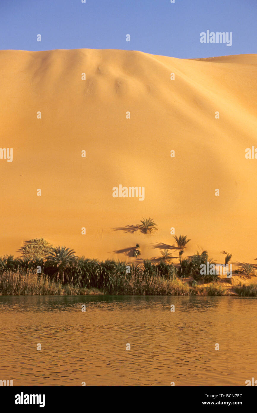 libyan desert libya Stock Photo - Alamy