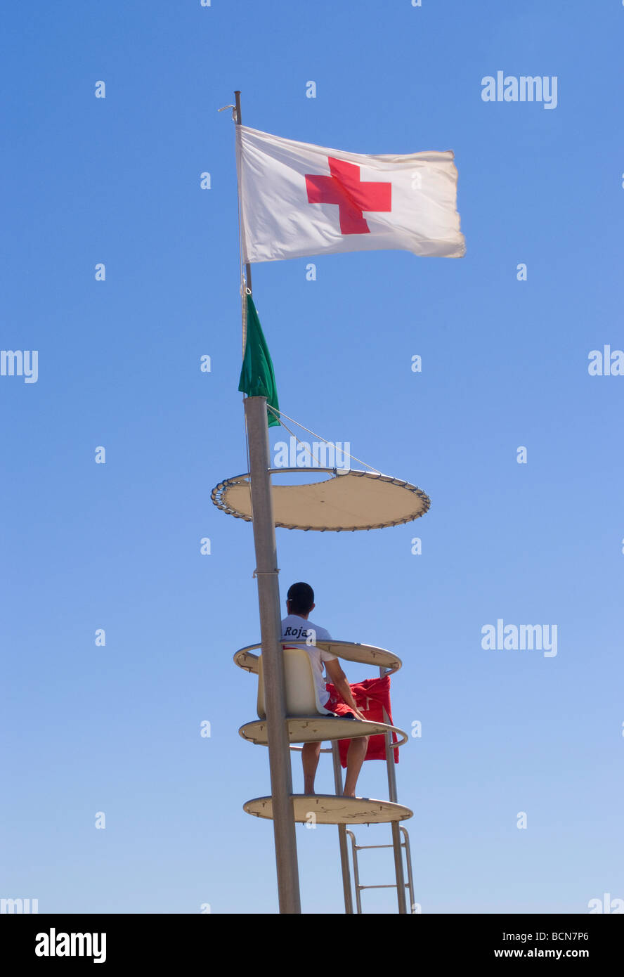 Lifeguard watching tower hi-res stock photography and images - Alamy