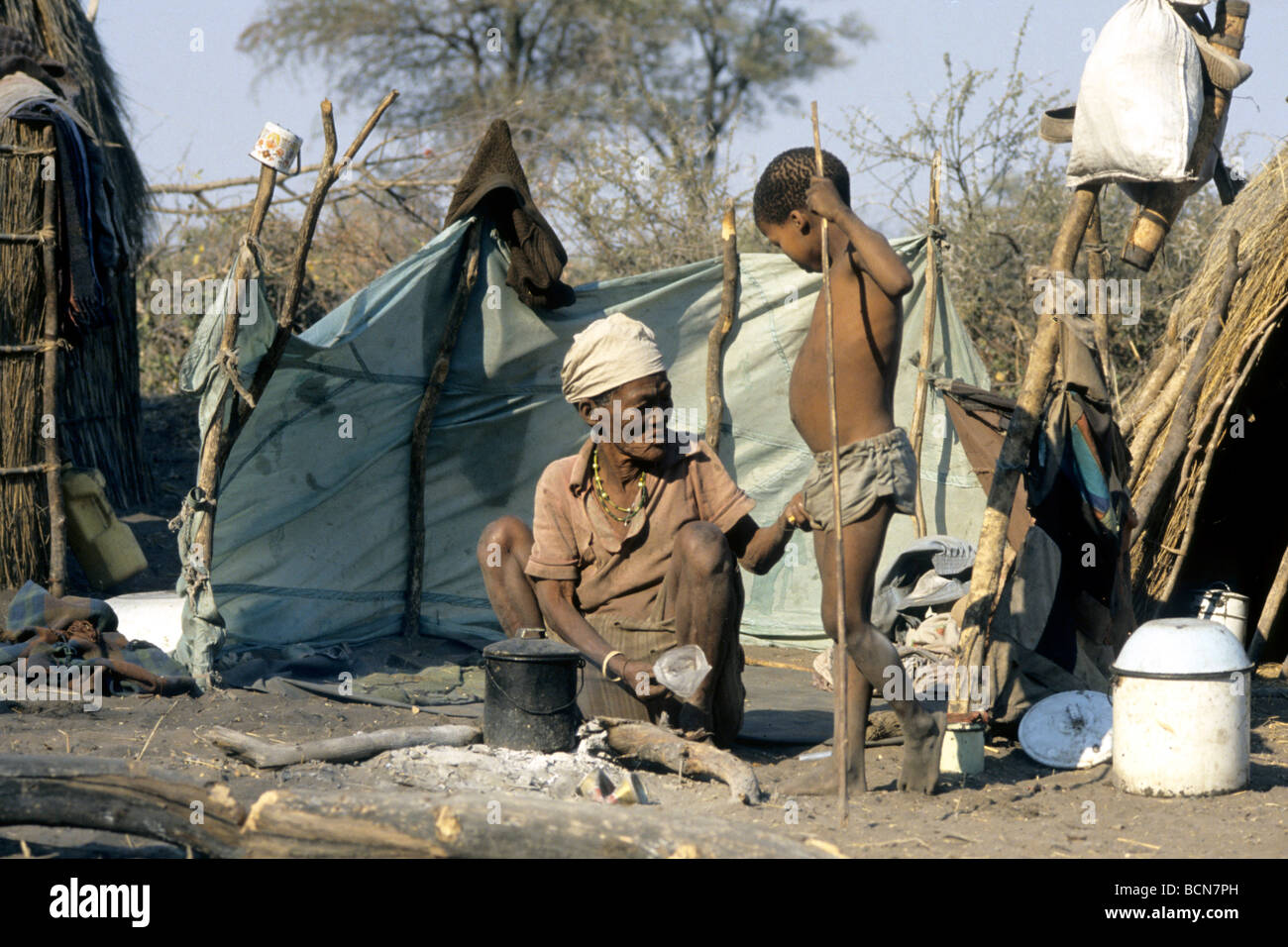 Bushmen kalahari tourist hi-res stock photography and images - Alamy