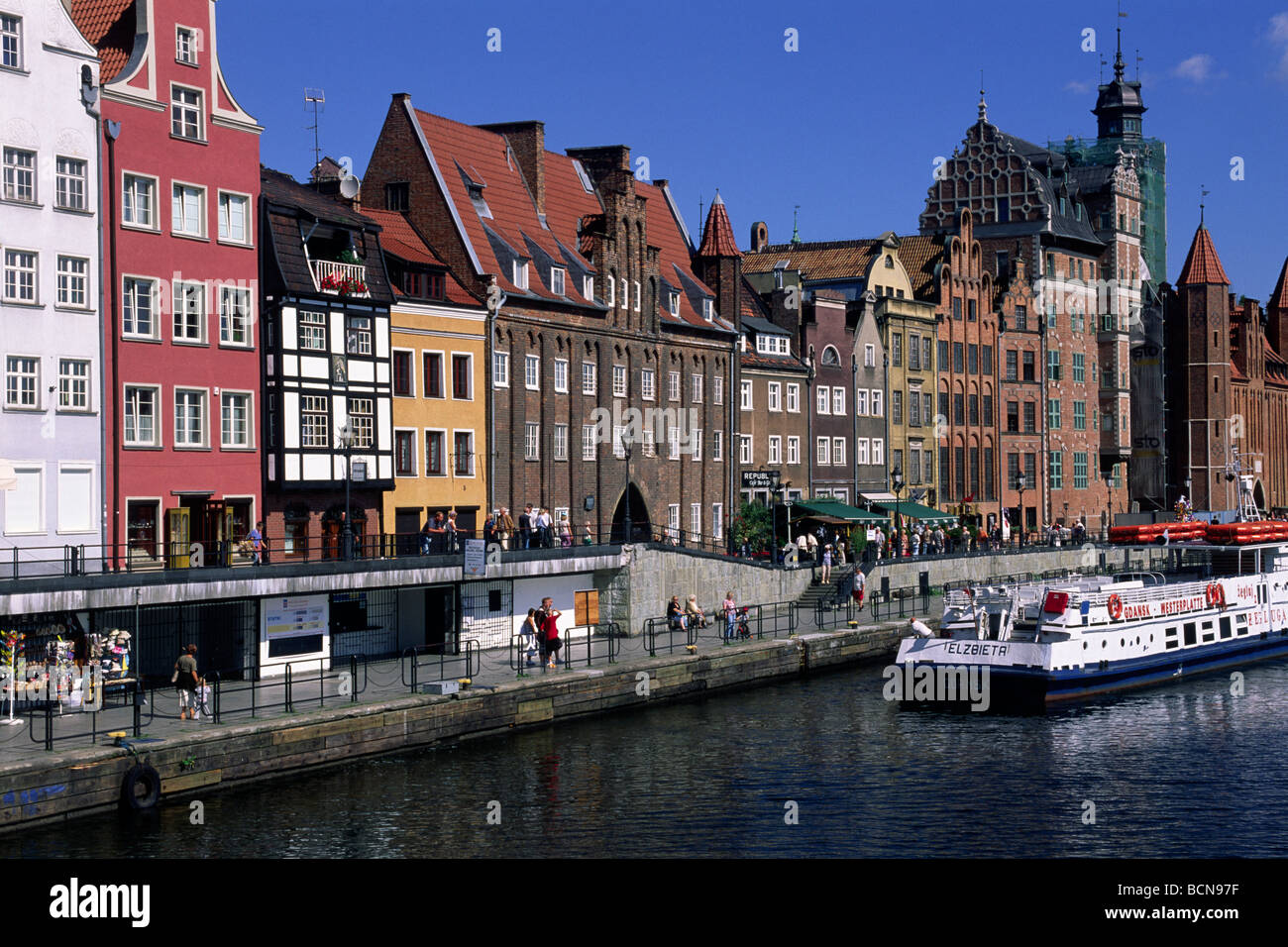 Waterfront buildings old quay hi-res stock photography and images - Alamy