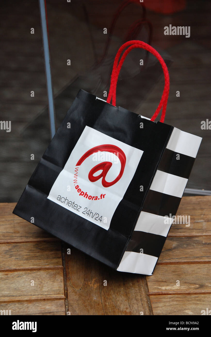 Sephora bag hi-res stock photography and images - Alamy