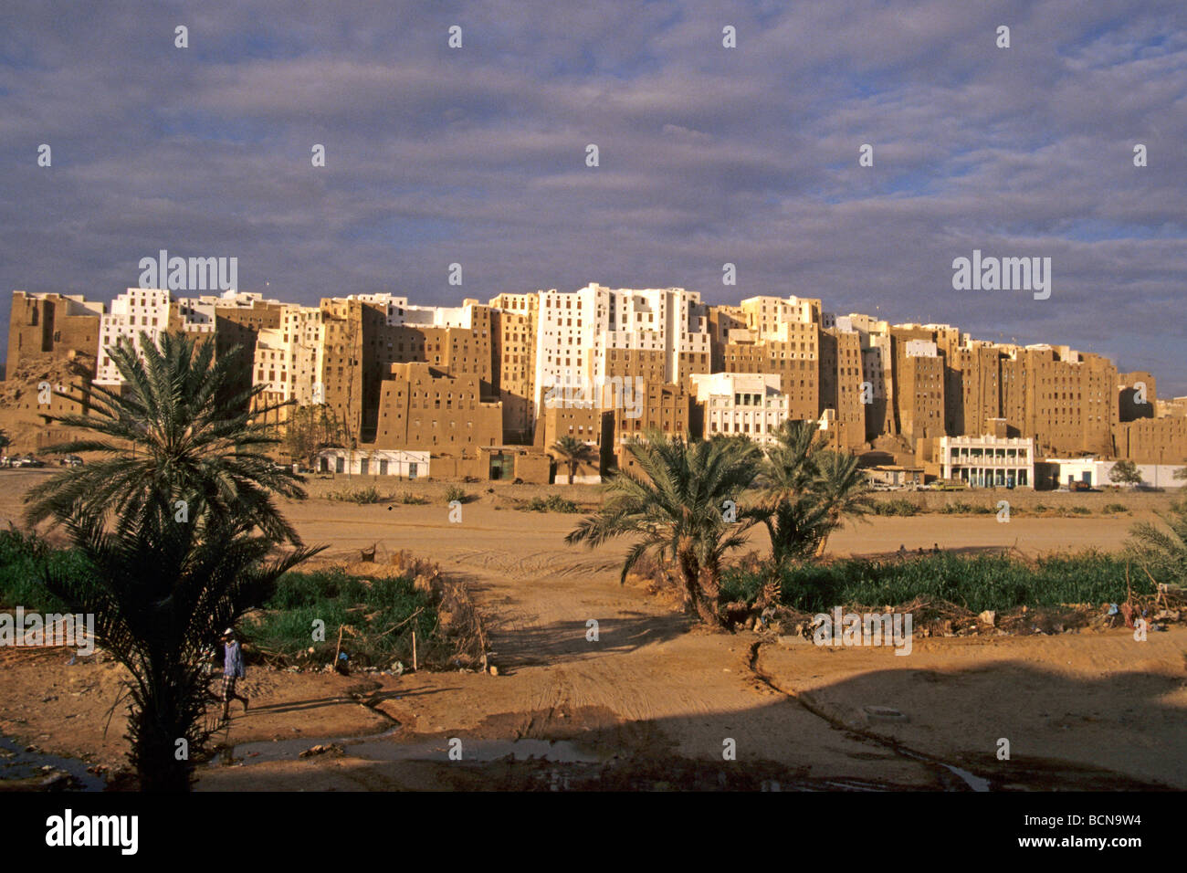 Shibam, yemen, world heritage hi-res stock photography and images - Alamy