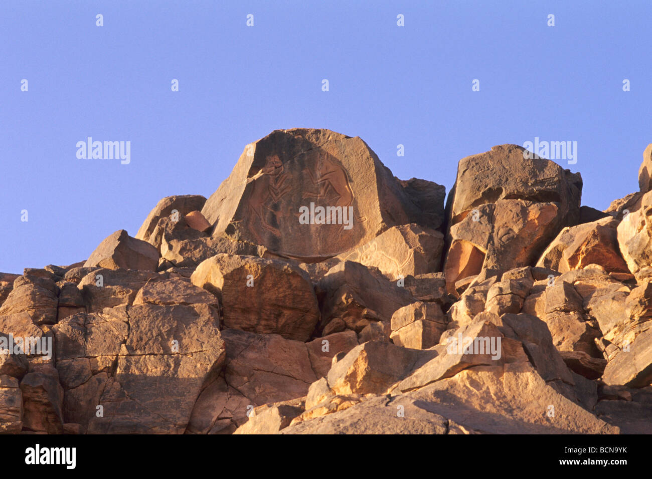 libya Wadi Mathendush Stock Photo - Alamy