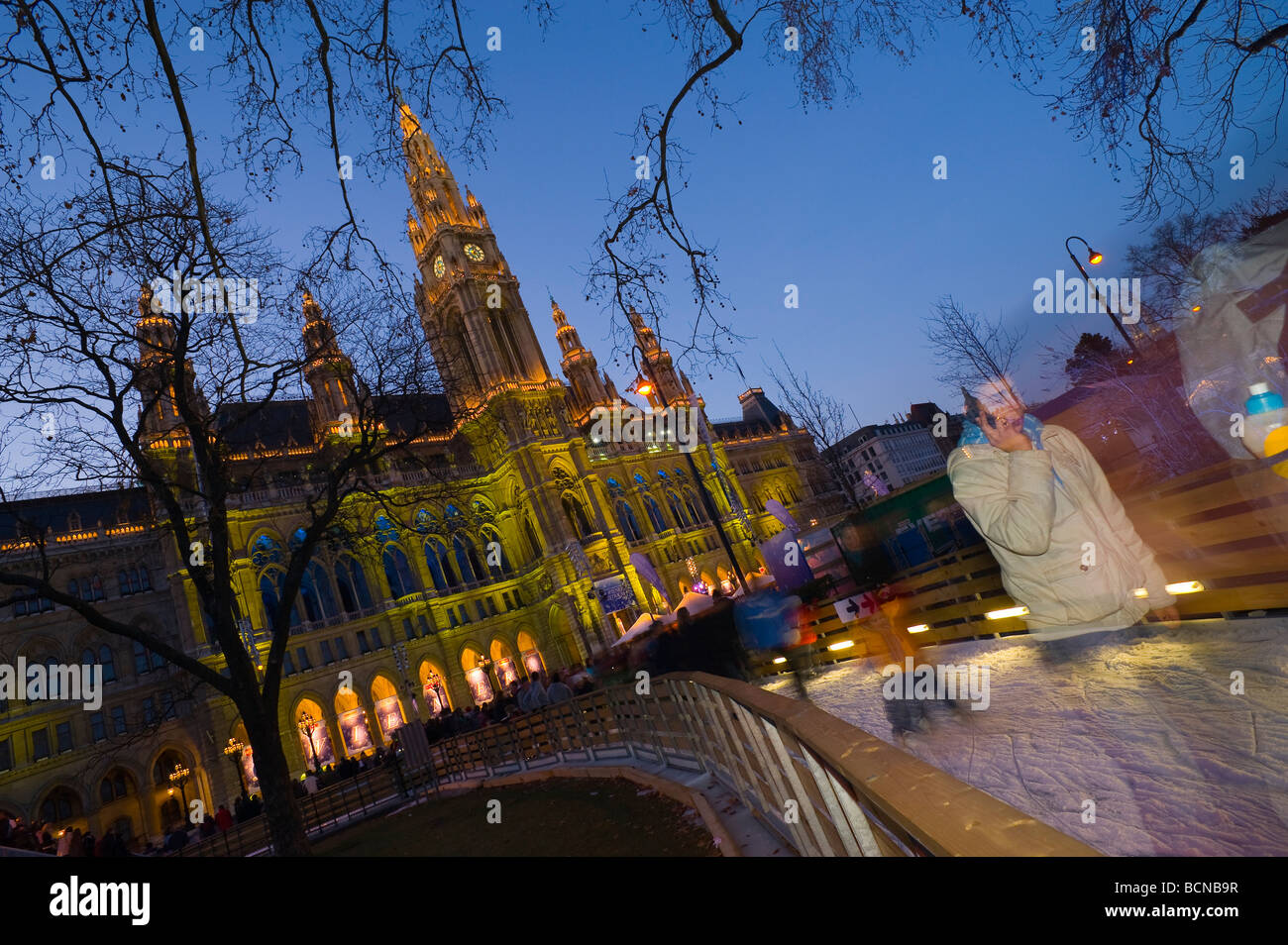 Rathausplatz ice skating rink by town hall hi-res stock photography and ...