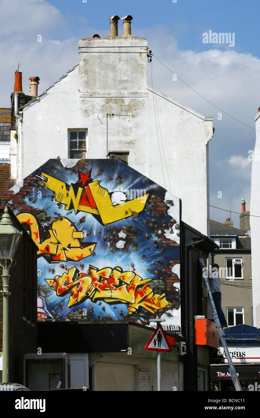 Brighton seaside graffiti hi-res stock photography and images - Alamy