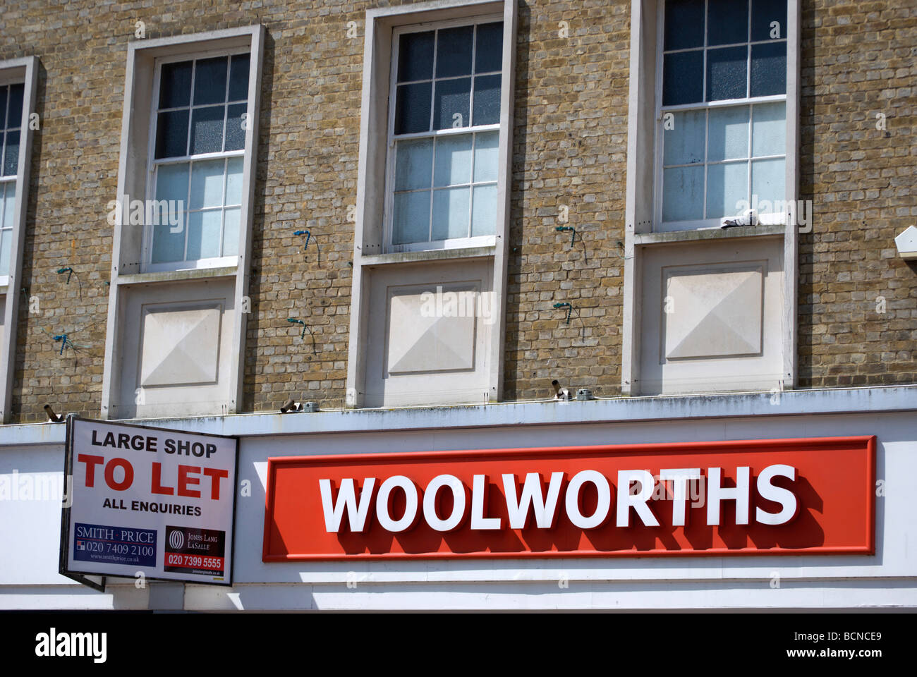 Woolworths sign hi-res stock photography and images - Alamy