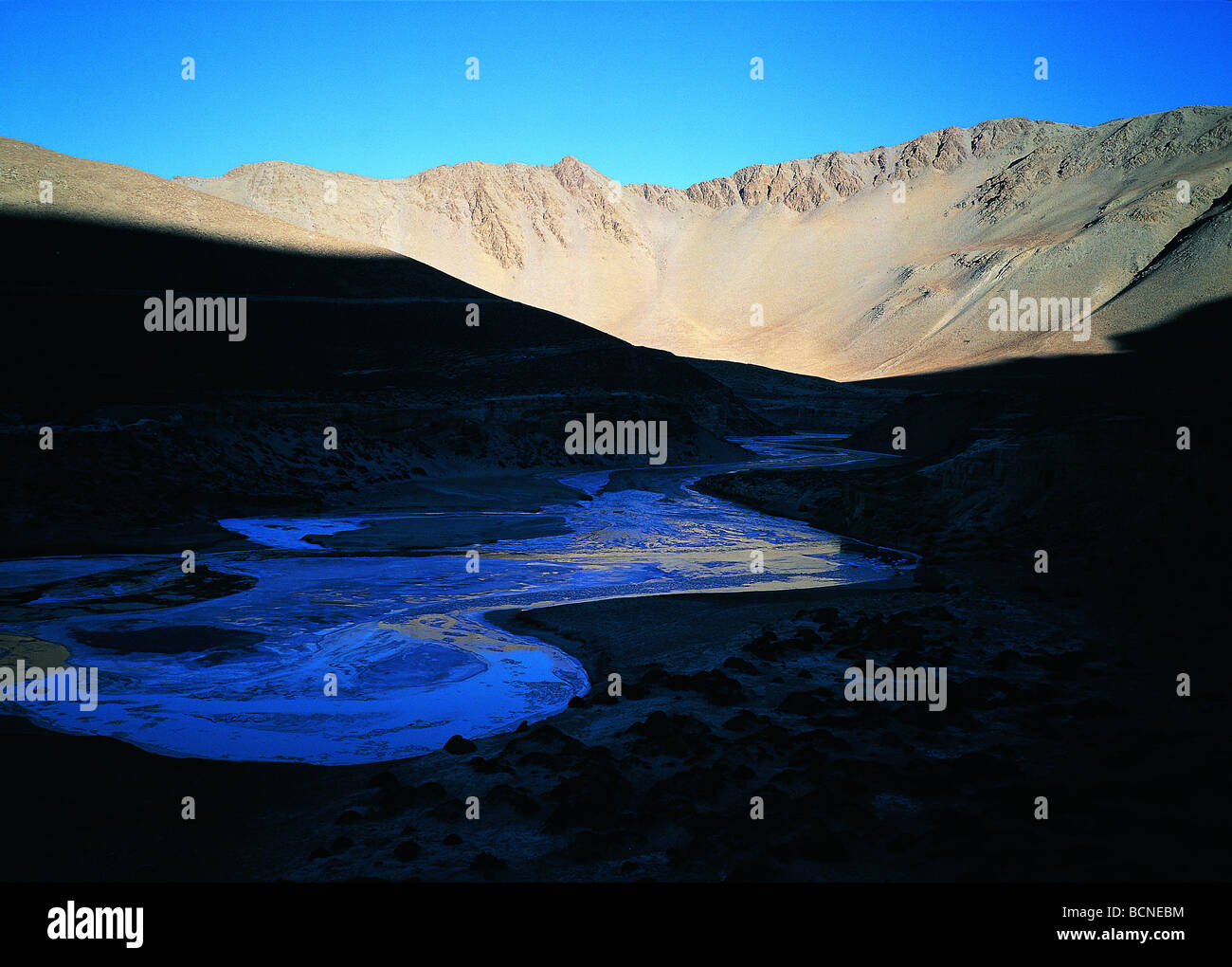 Majestic landscape of Tibetan Plateau, Tibet, China Stock Photo - Alamy