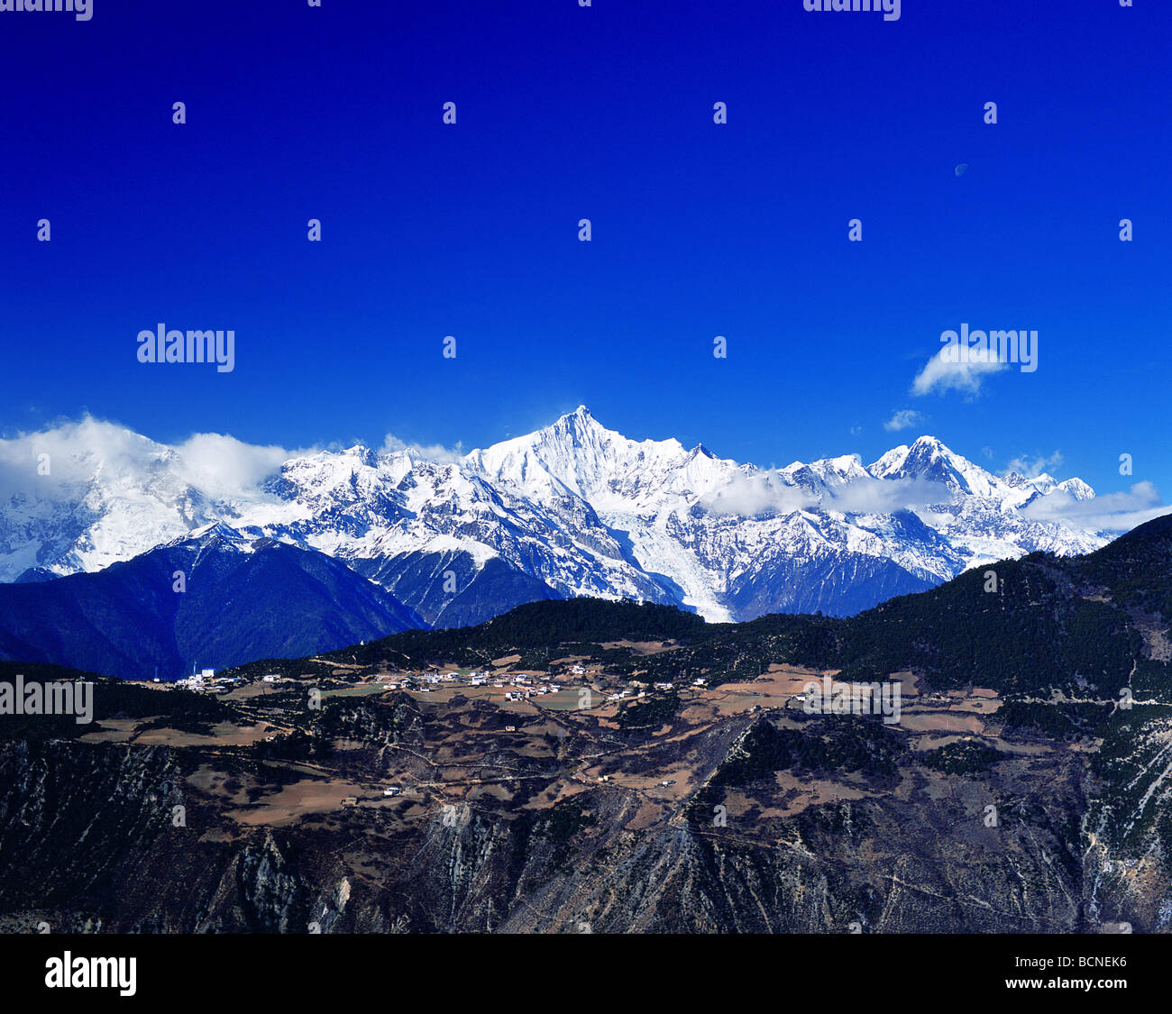 Meili Snow Mountain, DiQing Tibetan Autonomous Prefecture, Yunnan ...