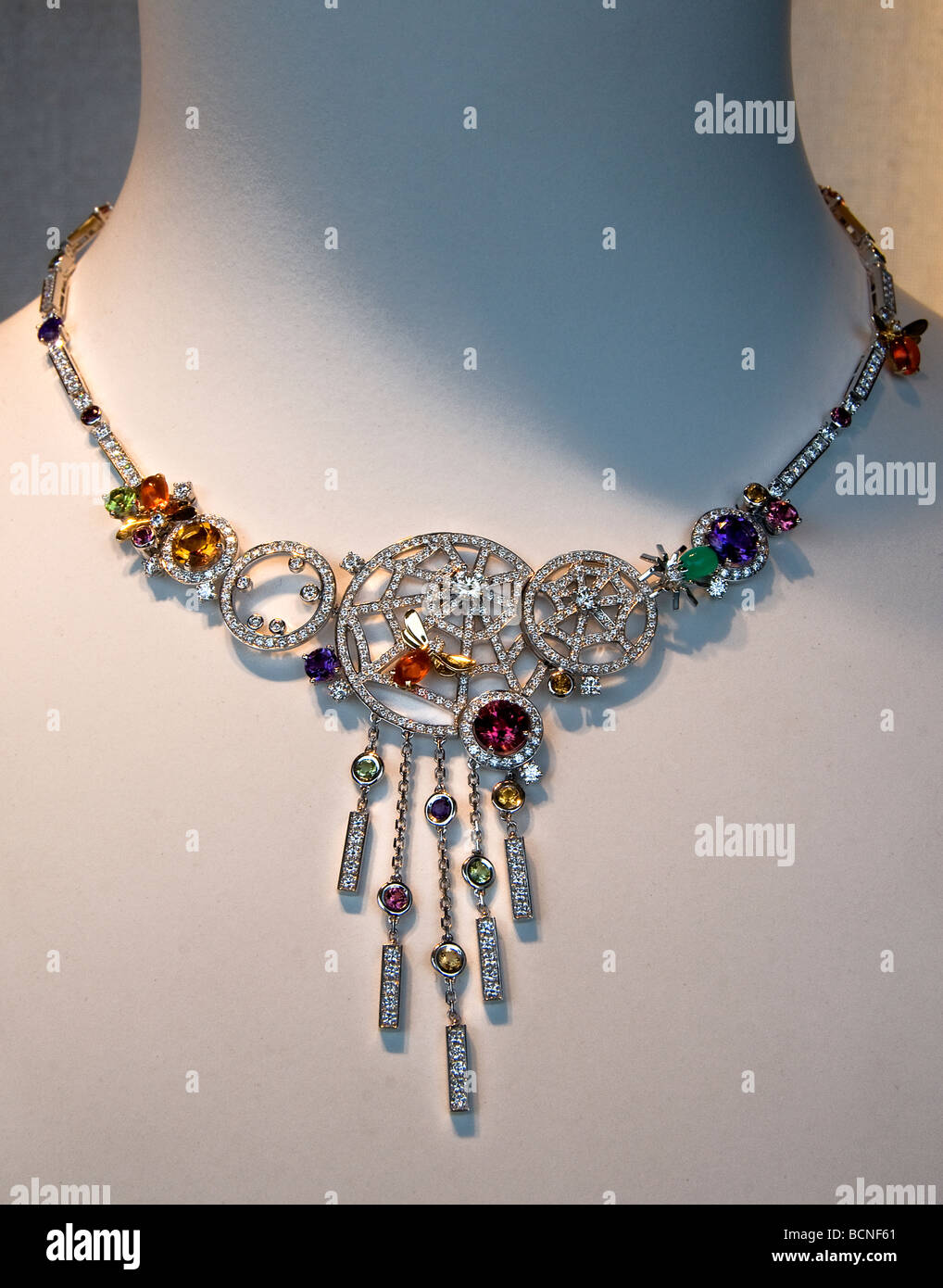 Chaumet Place Vendome Parisian Paris France jeweller Stock Photo - Alamy