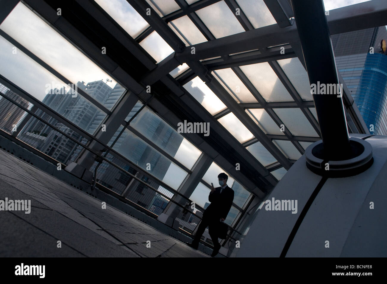 Japan pedestrian mask hi-res stock photography and images - Alamy