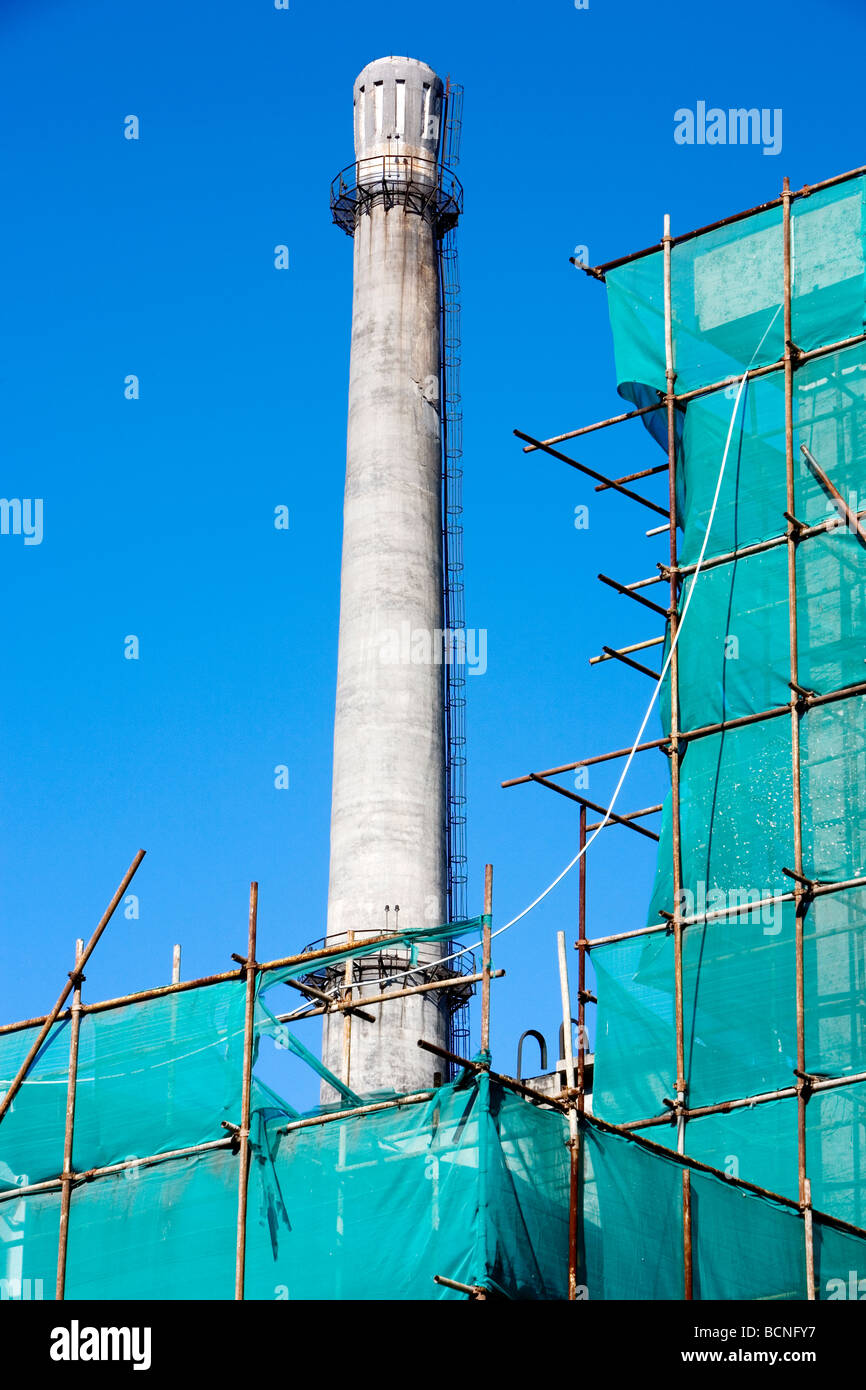 Chimney scaffold hi-res stock photography and images - Alamy