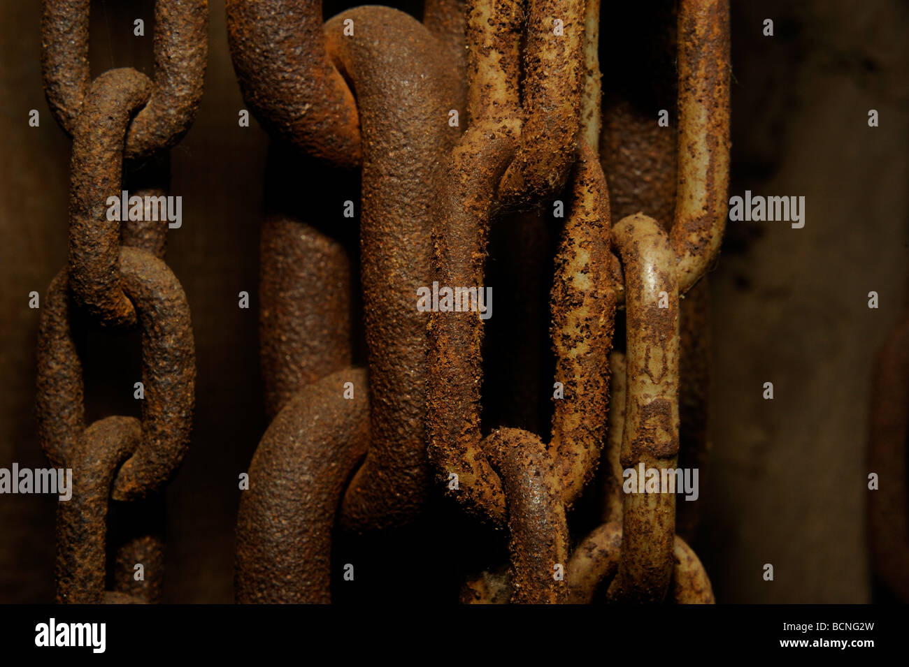 Rusty chains close up Stock Photo - Alamy
