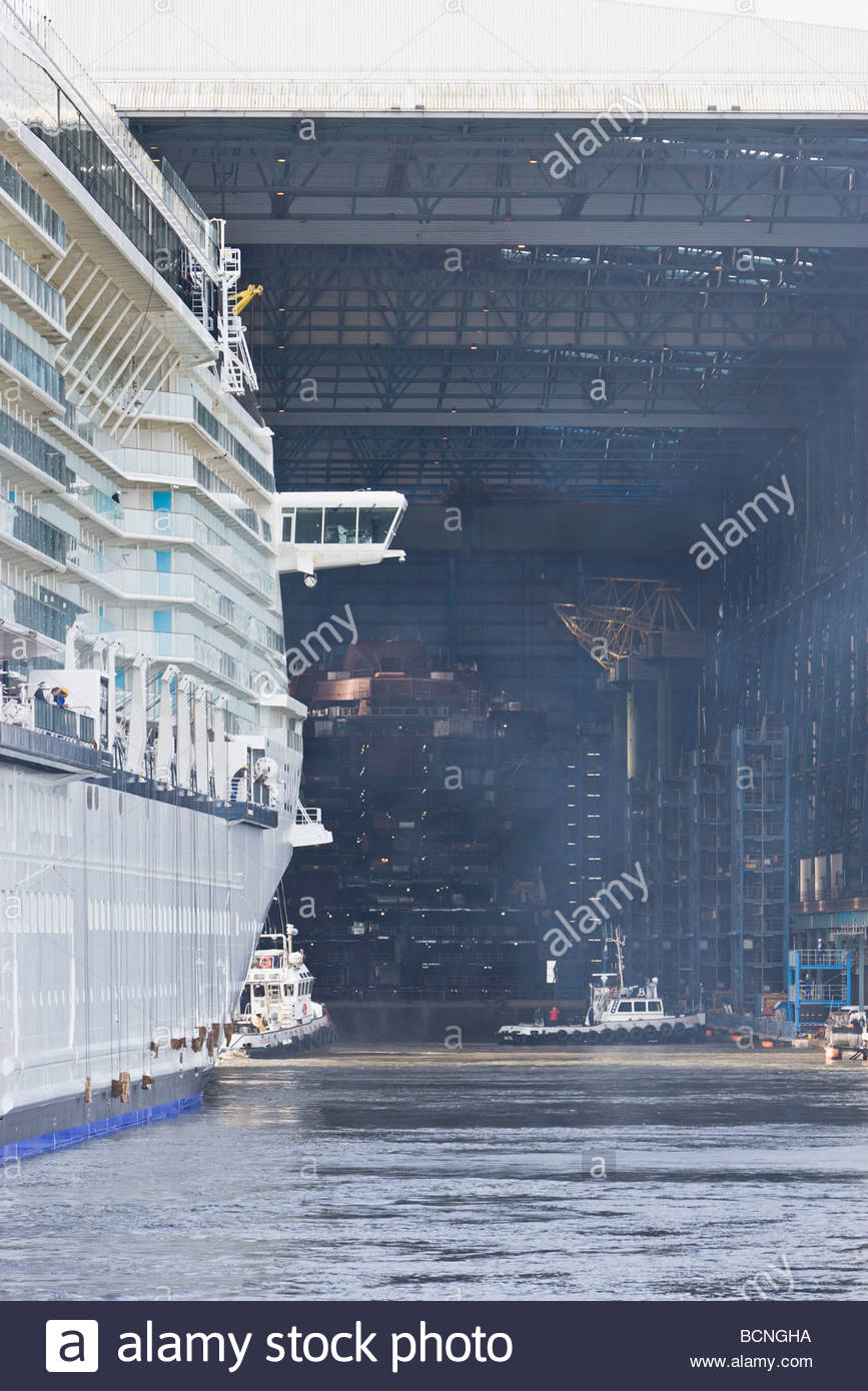 Meyerwerft Stock Photos & Meyerwerft Stock Images - Alamy