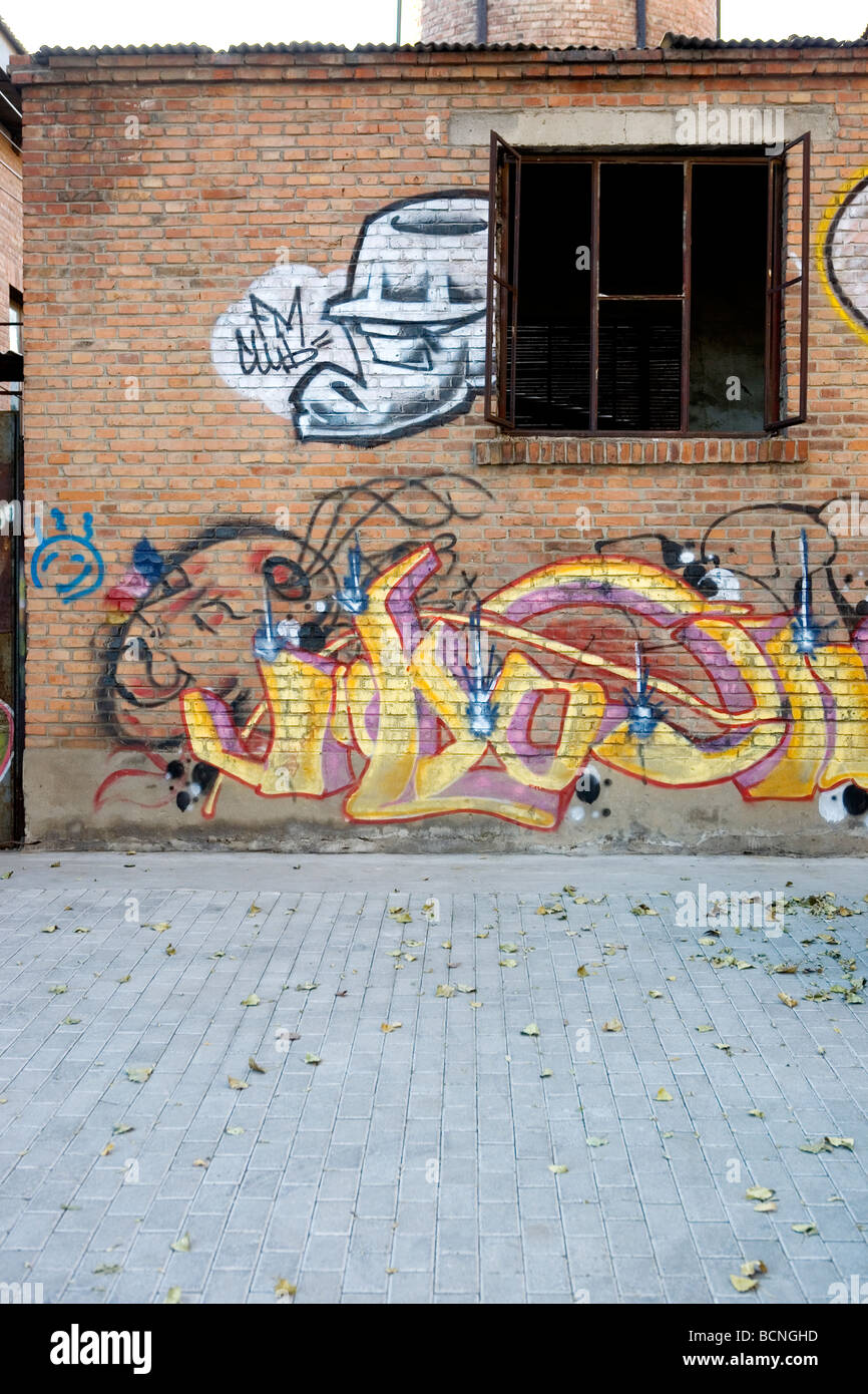 Graffiti on old factory building, 798 Art District, Bejing, China Stock ...