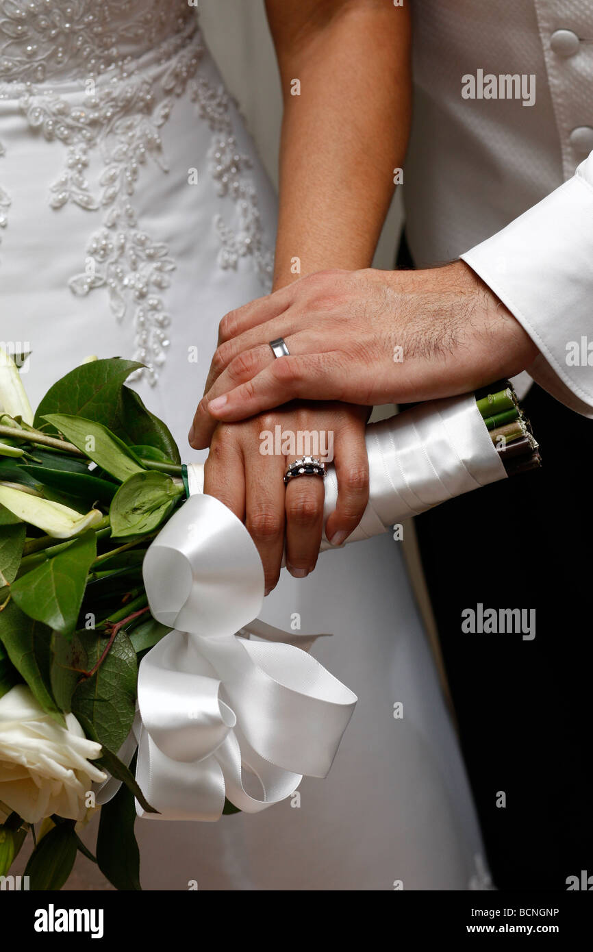Wedding Couple Showing Wedding Rings Stock Photo - Alamy