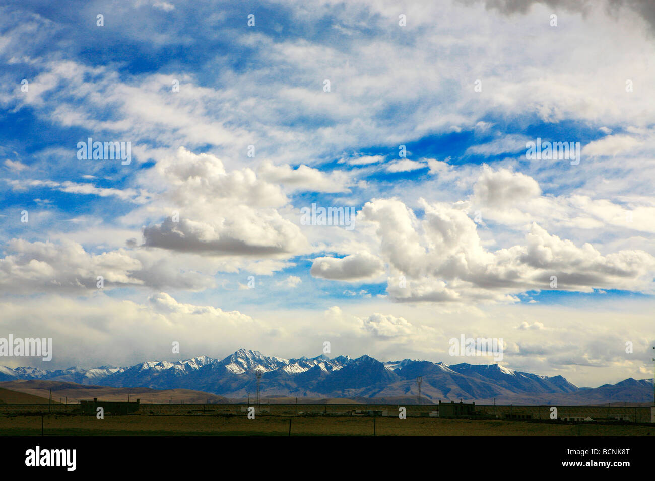 Qing–zang plateau china hi-res stock photography and images - Alamy