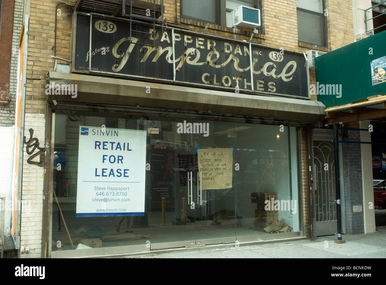 Vacant retail space on West 14th street in the Greenwich Village ...