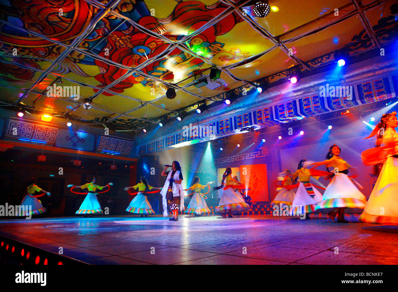 Tibetan singer hi-res stock photography and images - Alamy