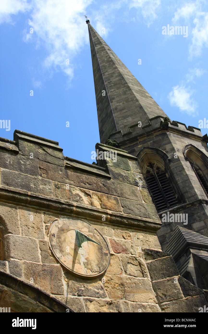 Sundial church uk hi-res stock photography and images - Alamy