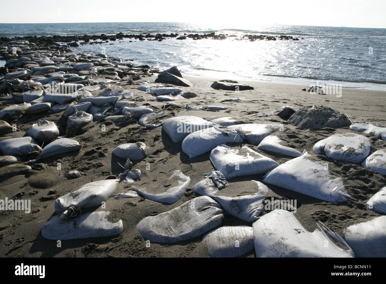 Temporary flood protection wall hi-res stock photography and images - Alamy