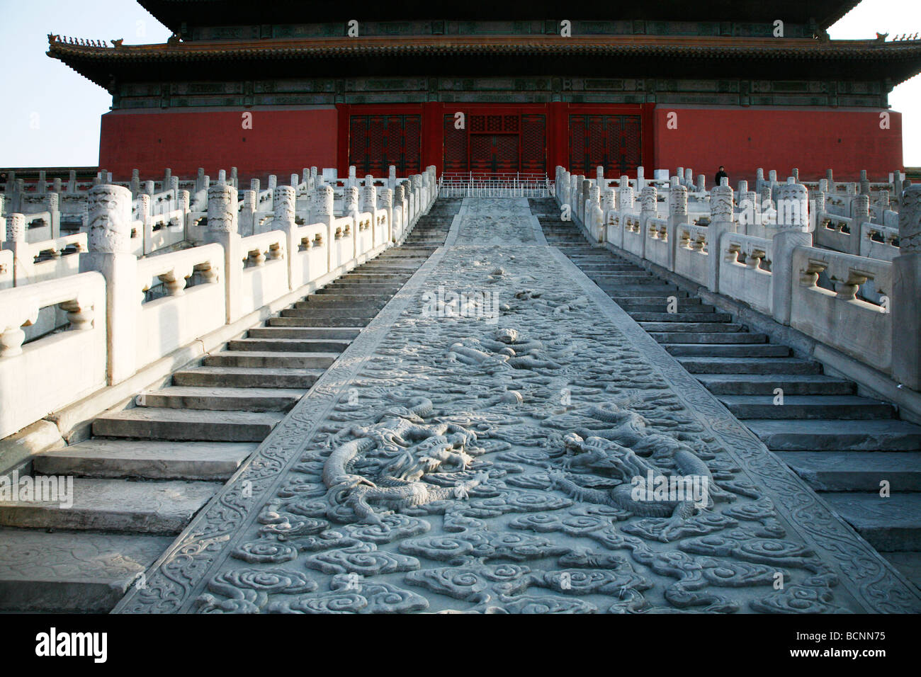 Raised stone platform hi-res stock photography and images - Alamy