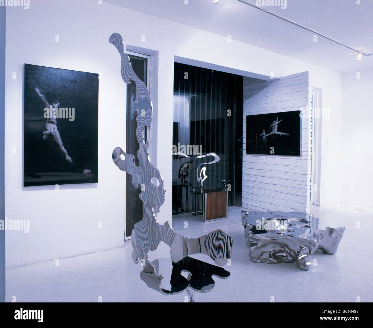 Tang art hi-res stock photography and images - Alamy