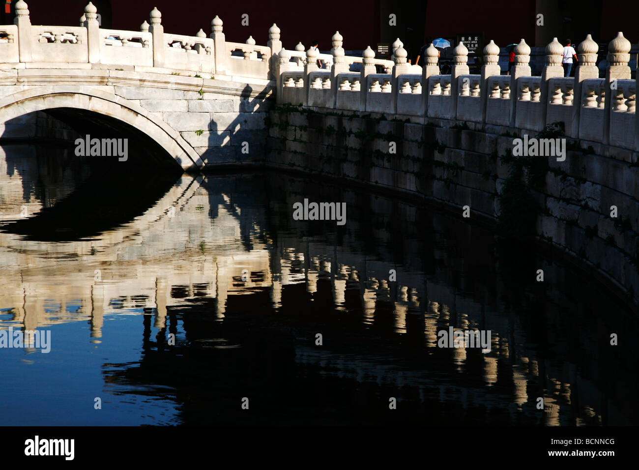 Bridge over golden river forbidden hi-res stock photography and images ...