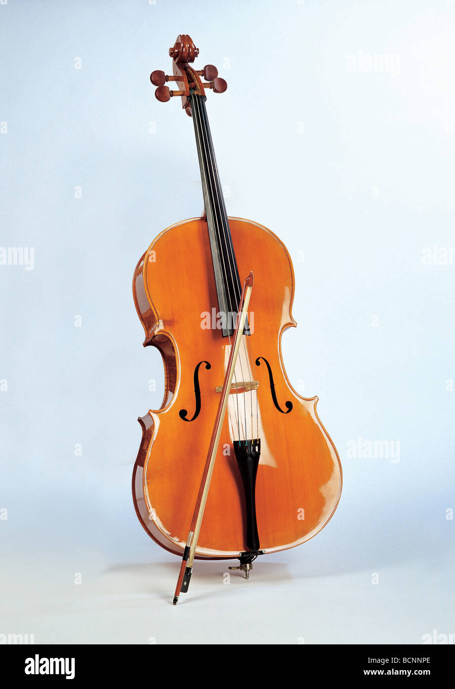 Violin on white Stock Photo - Alamy