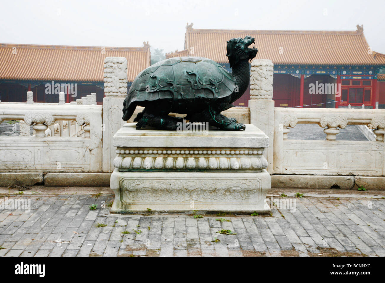 Bronze celestial turtle in front of Hall of Supreme Harmony, Forbidden ...