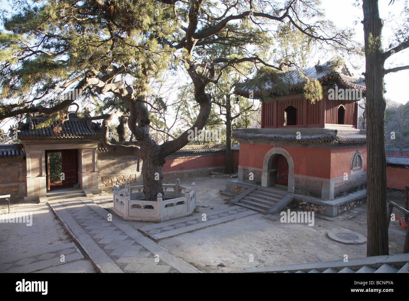 Badachu shijingshan beijing china hi-res stock photography and images ...