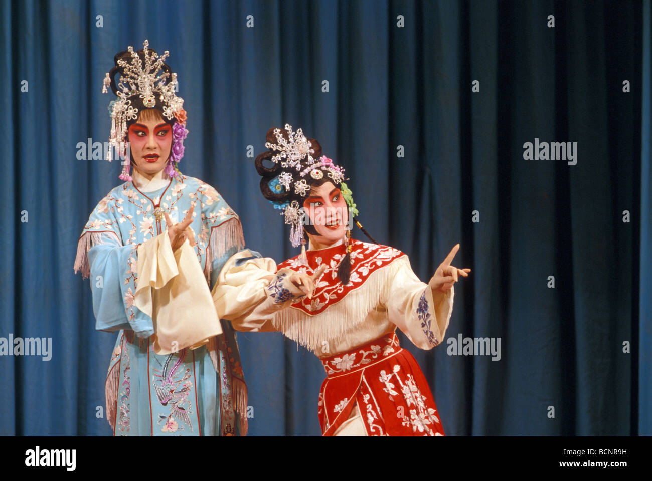 chinese opera taipei taiwan Stock Photo - Alamy
