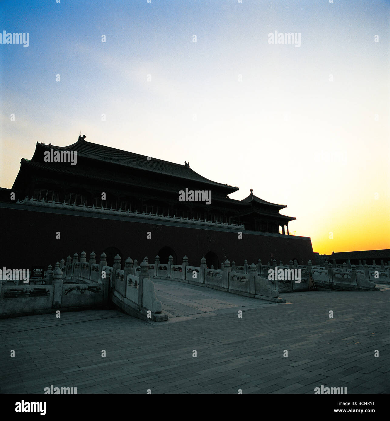 The Meridian Gate and Golden Water Bridge in Forbidden City, Beijing ...