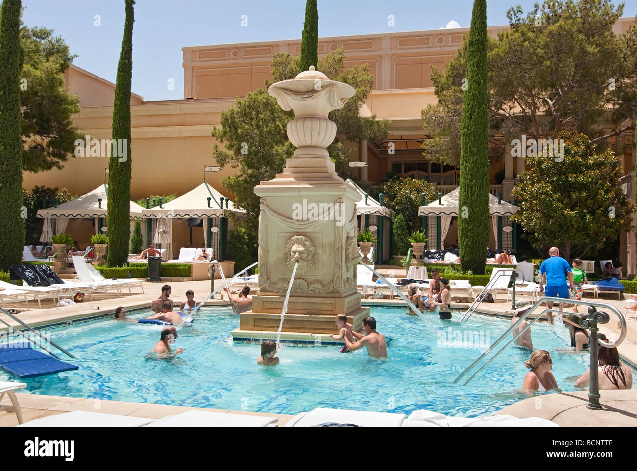 Luxurious swimming pool of the Bellagio Resort and Casino in Las Vegas ...