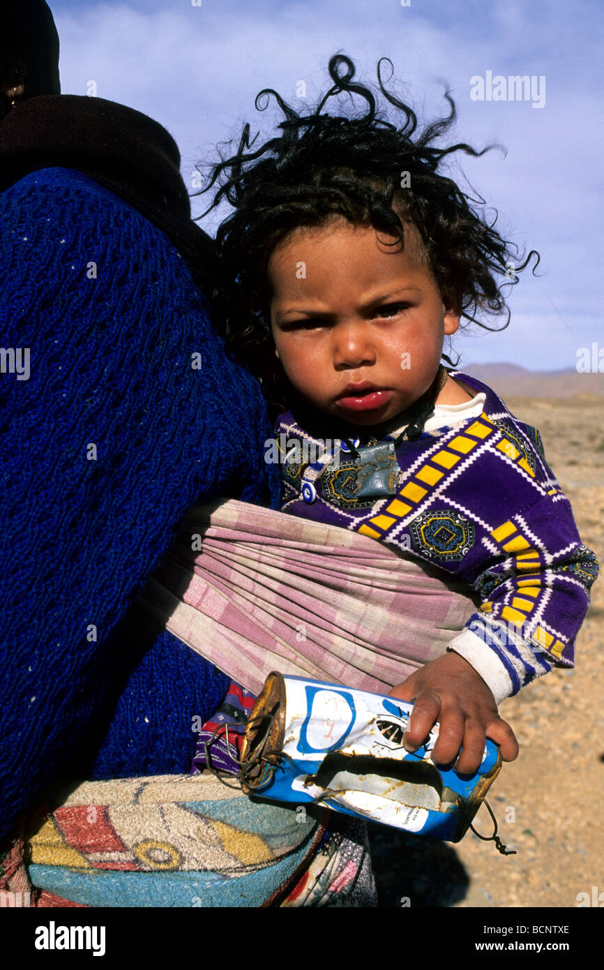 morocco berber child Stock Photo - Alamy