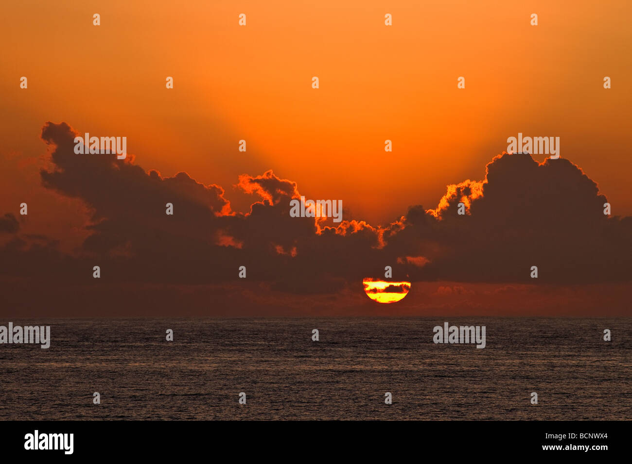 English beach sunset hi-res stock photography and images - Alamy