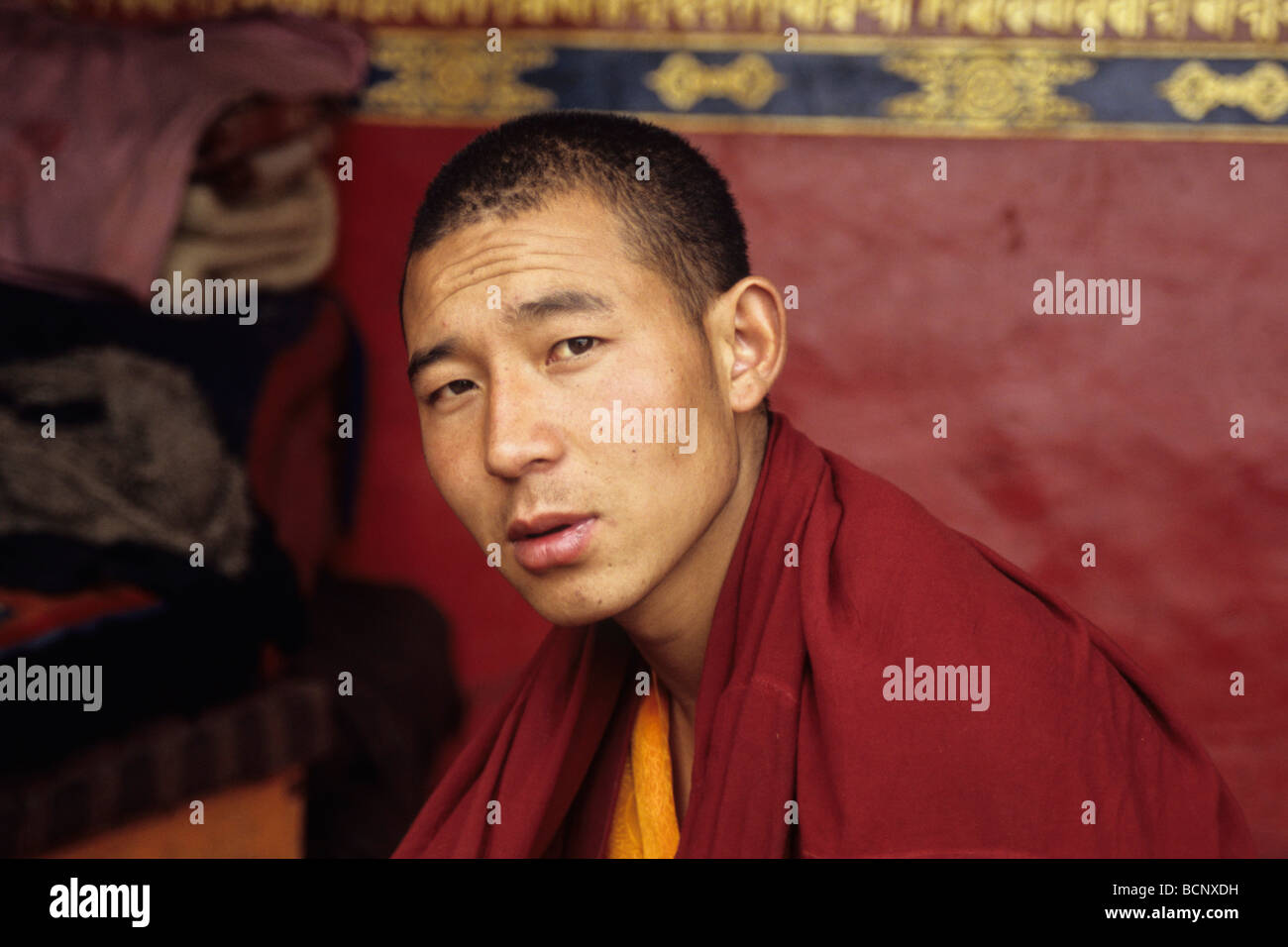 tibet lhasa portrait Stock Photo - Alamy