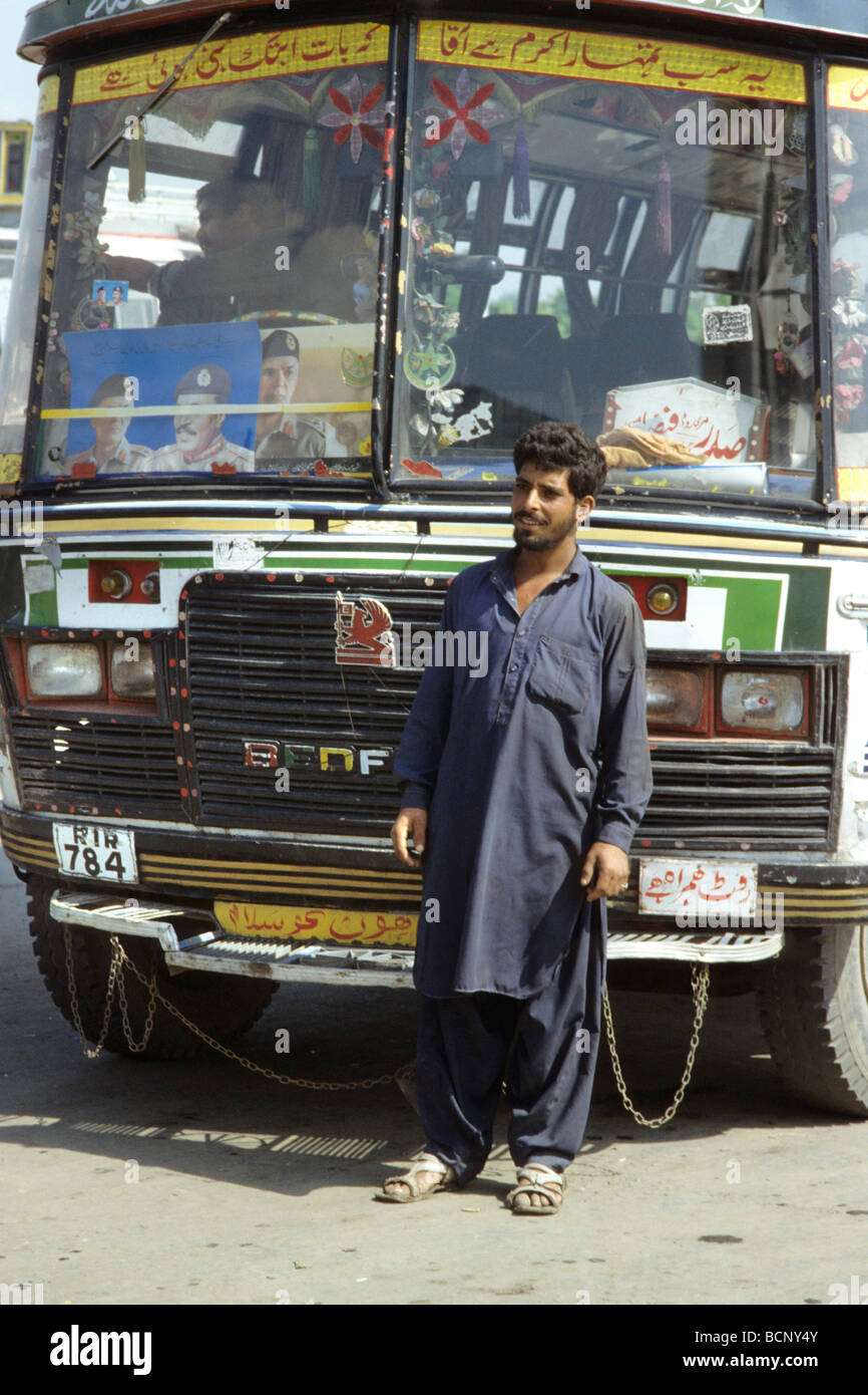 pakistan rawalpindi transport Stock Photo - Alamy