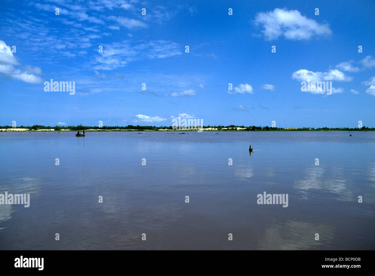 senegal pink lake dakar Stock Photo - Alamy