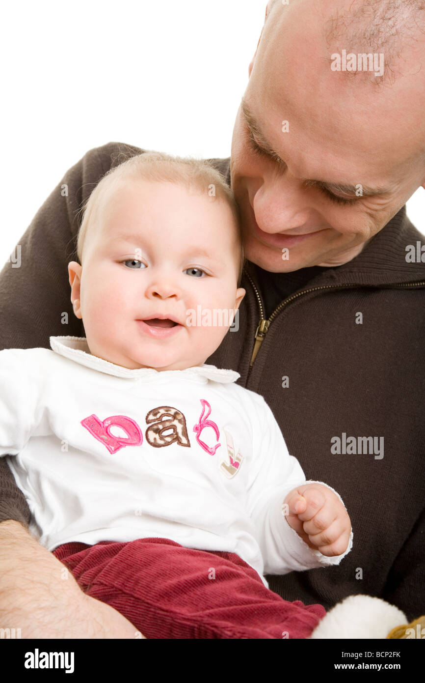 Vater hält mit sein lachendes Baby Stock Photo - Alamy