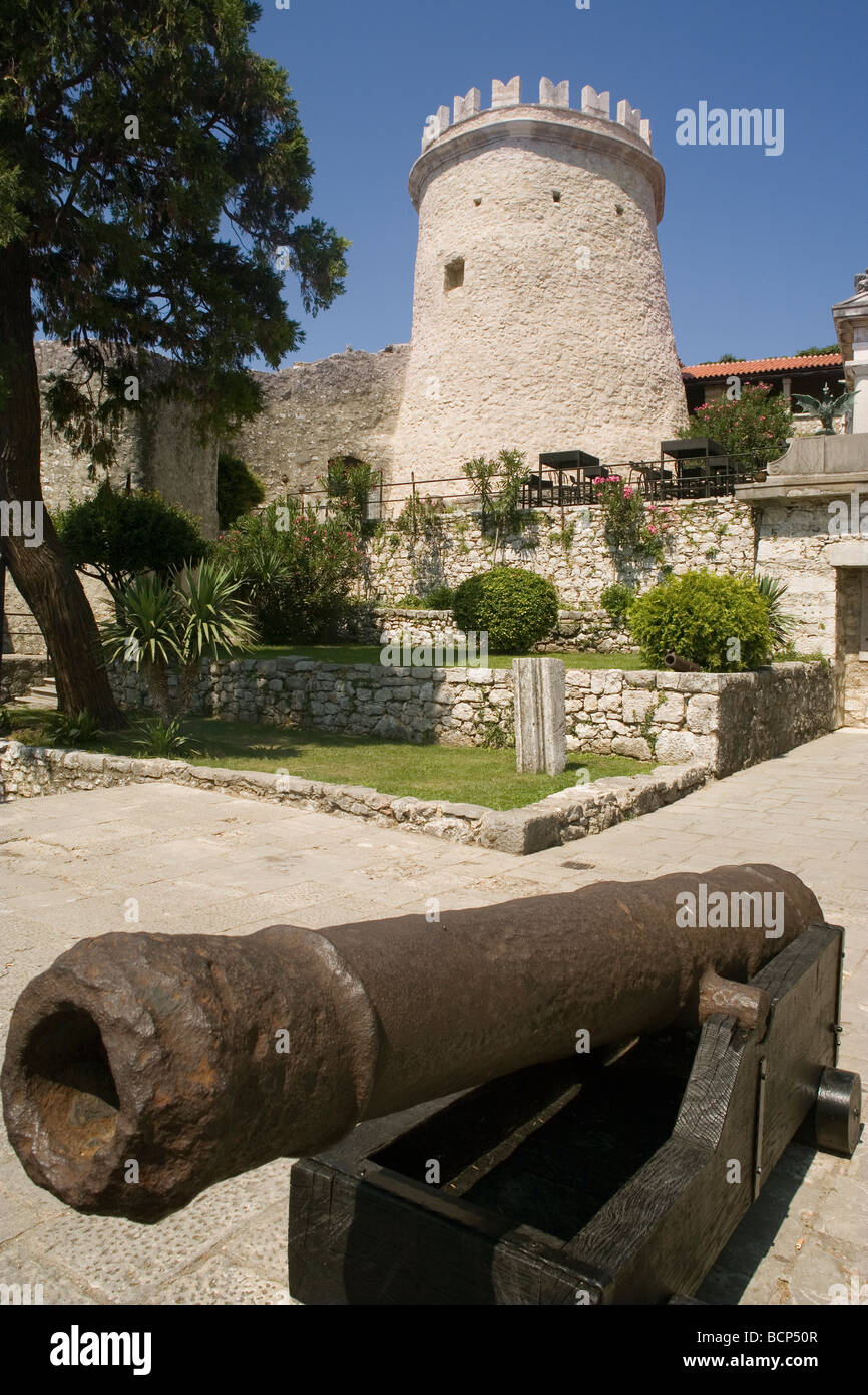 Nugent castle hi-res stock photography and images - Alamy